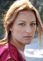 Naked Giulia Bevilacqua In Distretto Di Polizia