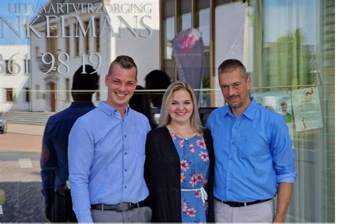 Nieuwe Begrafenisondernemer Start In Centrum Van Nijlen “mensen Geven