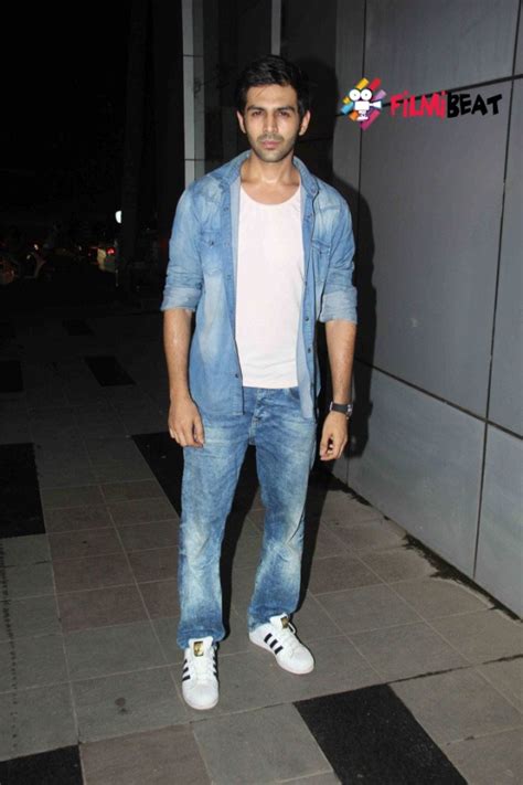 Umang Kumar Birthday Party Photos Filmibeat