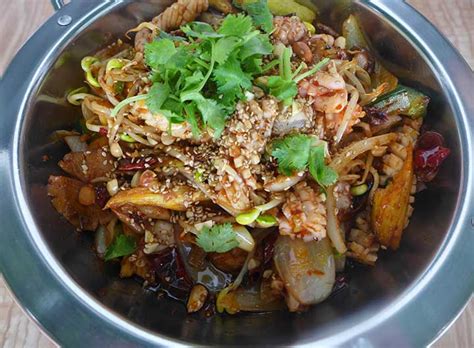 鞍山市崔春清食品有限公司 牛庄馅饼 正宗牛庄崔春清馅饼 牛庄馅饼正宗传人