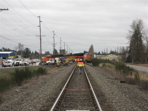 CADman Do BNSF Train Wreck In Marysville WA