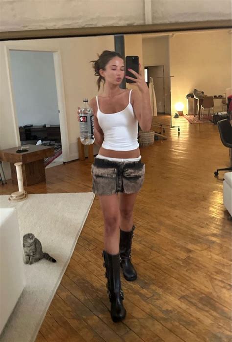 Ruby Lyn Outfits Clothes Nyc Girl