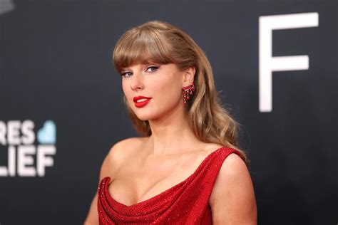 Taylor Swift Net Worth 2025 How She Became The Worlds Richest Female Musician Crix Society