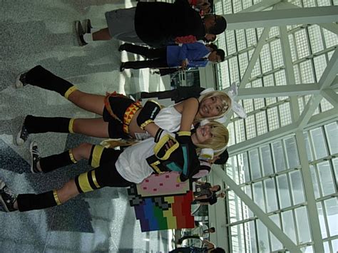 Rin And Len Hug By Disappearwish On Deviantart Rin And Len Hug By Disappearwish On Deviantart