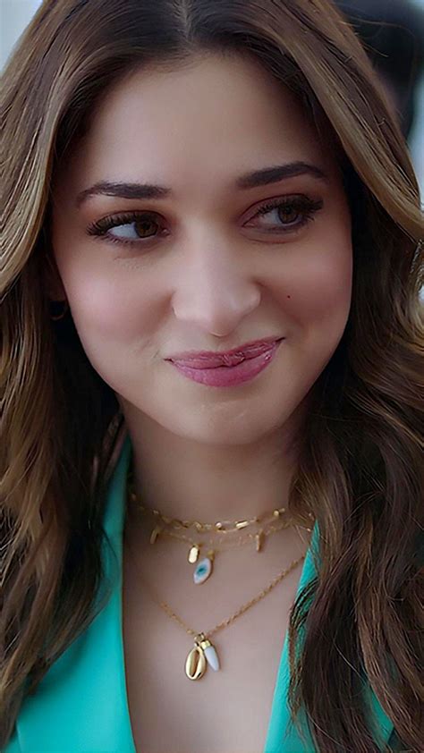 Tamanna Bhatia Outfits Tamannaah Tamana Bhatiya Bold Tamanna Hd