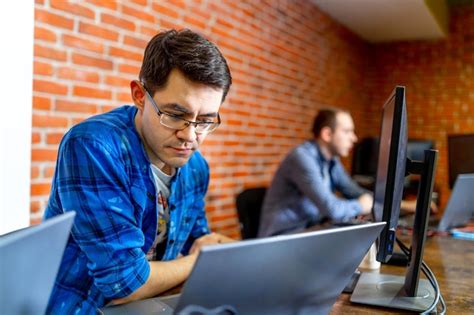 Premium Photo Developing Programming And Coding Technologies Website Design Programmer Working