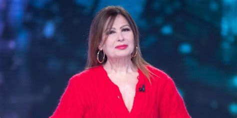 Grande Fratello 2023 Rosanna Fratello Contro Beatrice Luzzi Video