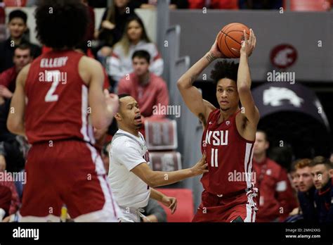 Washington State Forward Dj Rodman 11 Prepares To Pass While