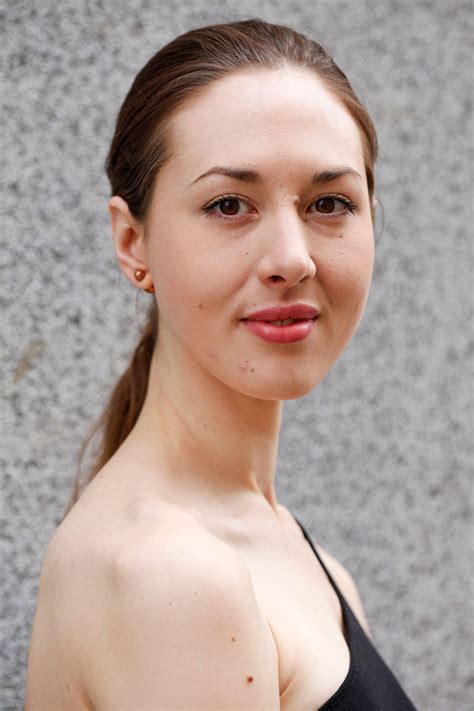 Helena R Synk Casting