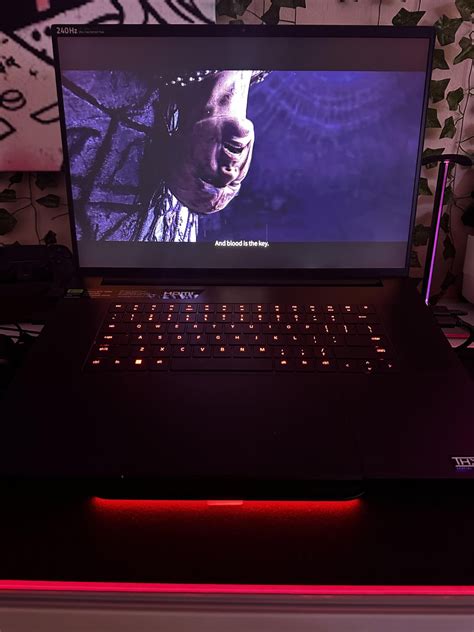 Razer 18 X Razer Stand X Razer Chroma Matt All Light Up Red To Match
