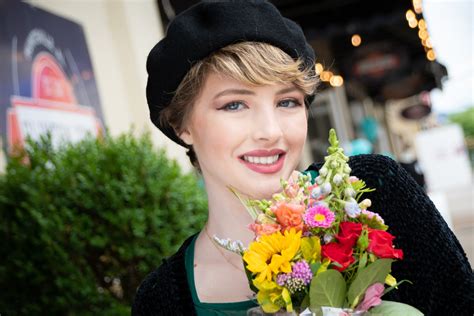 Leanore Fashion — Pama Models