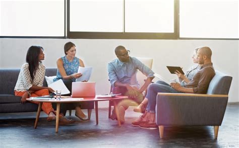 How Much Does Workplace Hierarchy Matter