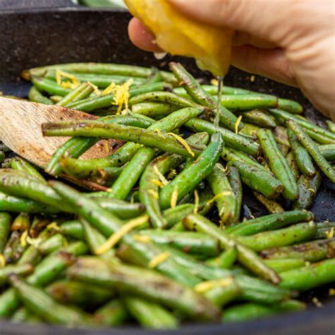 10 Minute Sautéed Frozen Green Beans Scrummy Lane
