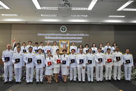 พิธีรับพระราชทานเครื่องราชอิสริยาภรณ์ชั้นสายสะพาย ประจำปี 2563 สำนักสื่อสารและประชาสัมพันธ์