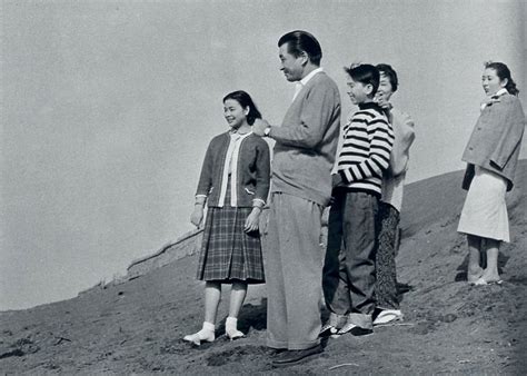 清水まゆみ 「夫婦百景」（1958） Instagram
