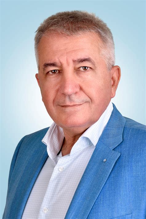 Мариян Костадинов