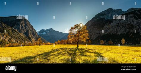 Autumn In The Karwendel Mountains Austria Großer Ahornboden In The