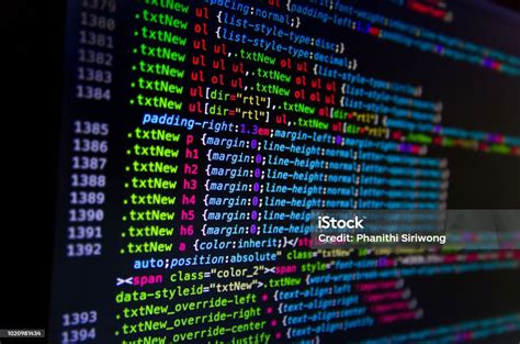 데스크톱 소스 코드 그리고 컴퓨터 언어 코딩 및 프로그래밍에 의해 벽지 0명에 대한 스톡 사진 및 기타 이미지 0명