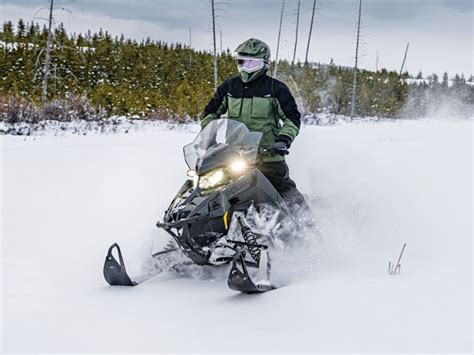 New 2026 Polaris 650 Voyageur Xc 155 Es Snowmobiles In Portland Or Gloss Black Blue Dusk
