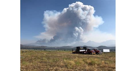 Огнено бедствие в Калифорния Над 3 000 бягат от домовете си Видео