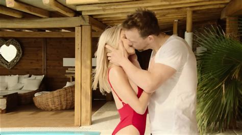 Tushy Bored Nympho Seduces Married Man And Gets Gaped Eporner