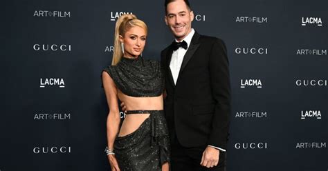 Періс Гілтон вперше показала обличчя дочки Афіша Bigmir Net