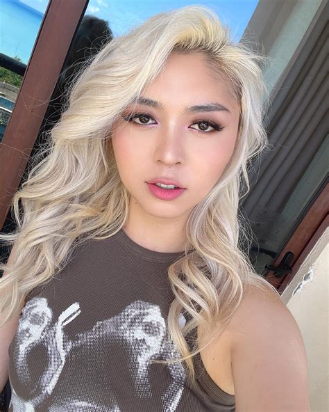 Sisdon Sisdon Added A New Photo — In Guangzhou China