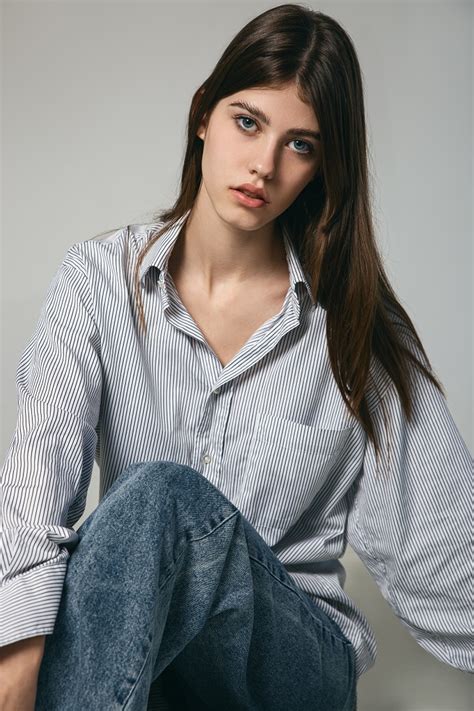 Anja Female Fashion Model Trick Model Management