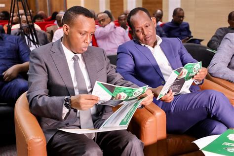 Raiisul Wasaaraha Xukuumadda Jamhuuriyadda Federaalka Soomaaliya Mudane Xamsa Cabdi Barre Ayaa