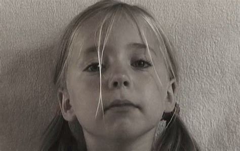 Un Padre Graba A Su Hija Durante A Os Para Documentar Sus Cambios