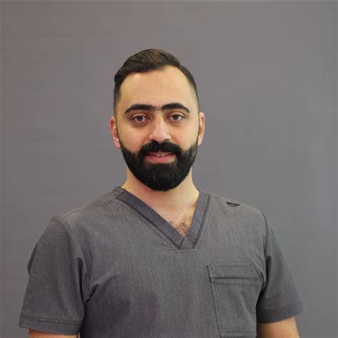 فريق طبي متخصص في مجال تقويمالأسنان والفكين 📌قمنا بعلاج ما يزيد عن