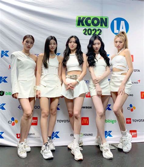 ITZY On Twitter Beleza De Mulher Roupas Mulher