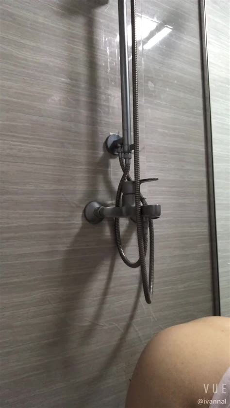 Girl Exploded Diarrhea On The Wall