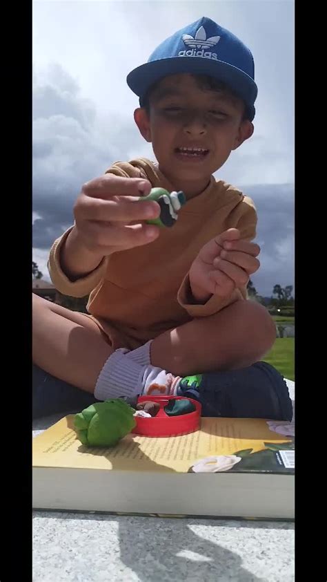 Feliz Mes A Todos Los Papitos 🦖🤩 Dale Like A Mi Mike Wazowski En