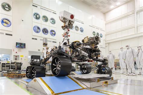 2月19日早朝、火星探査車｢パーサヴィアランス｣が火星に着陸。18枚の画像でみる火星探査の現在地 Business Insider Japan