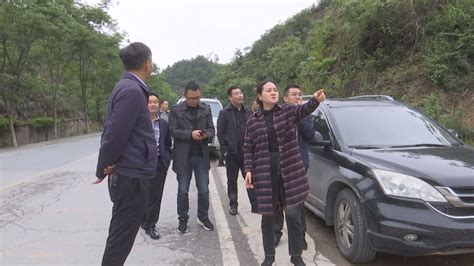 通山：县领导调研106国道洪港至九宫山段改建工程 湖北日报新闻客户端