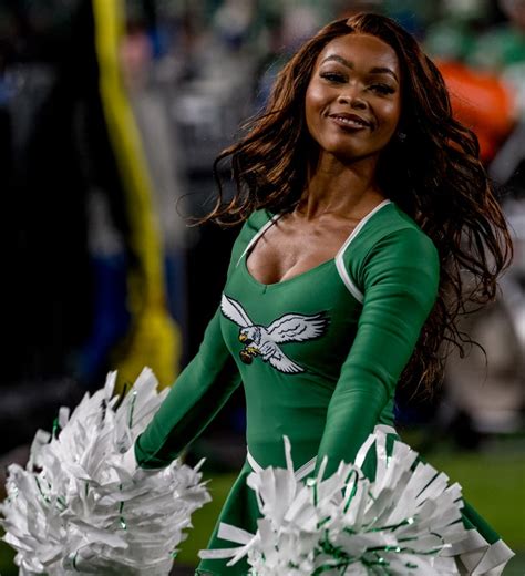 Lets Put Them Lil Sexy Ass Kelly Greens Back On Nfl Mvp Favorite