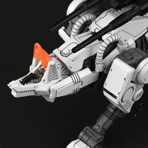 Command Wolf Rmz 003 Zoids Realize Model 1100 Scale Model Kit