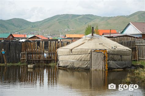 СЭРЭМЖЛҮҮЛЭГ Үерийн аюулаас болгоомжил