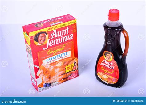 Aunt Jemima Original Pancake Syrup And Complete Mix Editorial Photo CartoonDealer Com