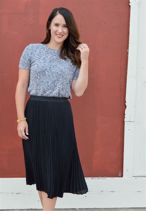 Tops To Wear With Midi Pleated Skirt At Charlotte Rippey Blog