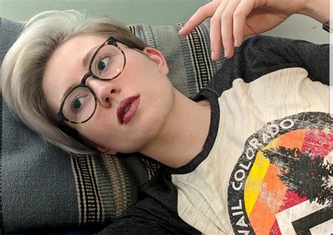 Missing My Pixie Cut Scrolller Missing My Pixie Cut Scrolller