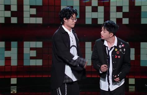 漫才兄弟脱口秀比赛夺冠 黑马逆袭笑翻全场 中华网