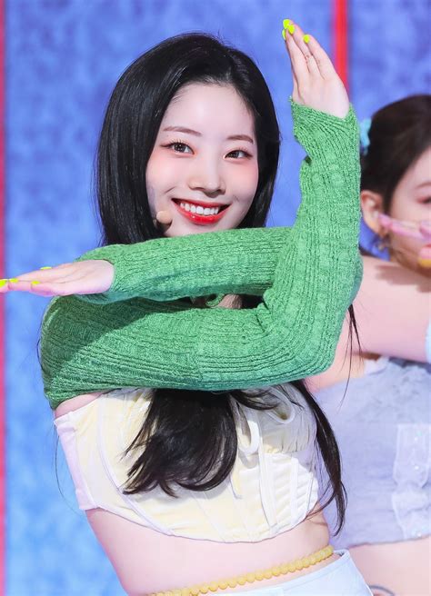 220828 Twice Dahyun Talk That Talk At Inkigayo Kpopping