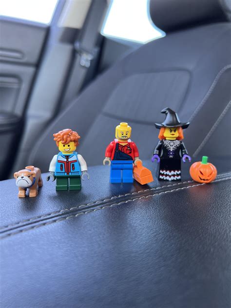 Ex Sent Me To The Lego Store To Build Mini Figs For My Son R Lego