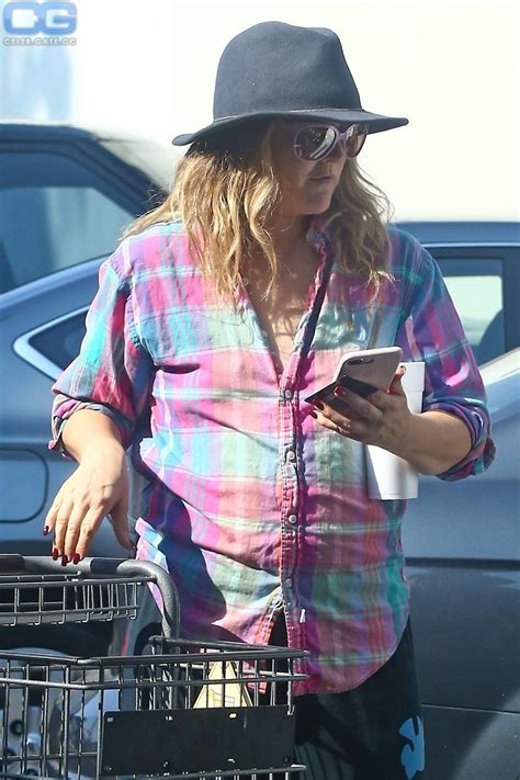 Drew Barrymore Nude Pictures Onlyfans Leaks Playbabe Photos Sex Scene Uncensored