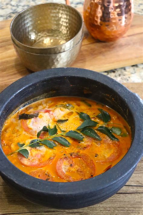 Shrimp Curry In Coconut Gravy Finger Licking Delicious Kerala Style