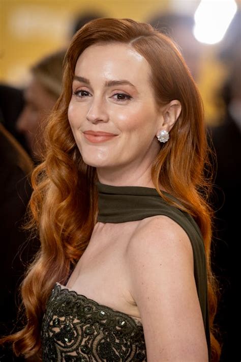 Leighton Meesters Highlighter Is So Foolproof For Everyday Glam