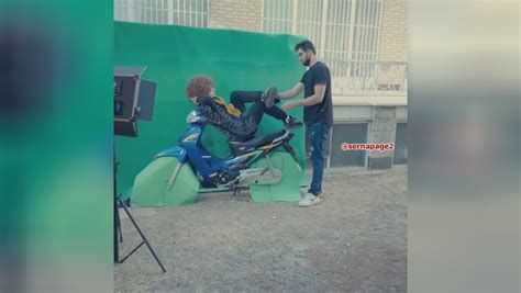 تیکه هایی از پشت صحنه طنز های سرنا امینی کلیپ خنده دار شادیمان