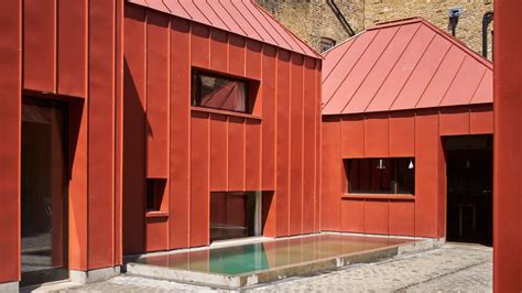 Henning Stummels London Home Formed Of Pyramidal Rooms